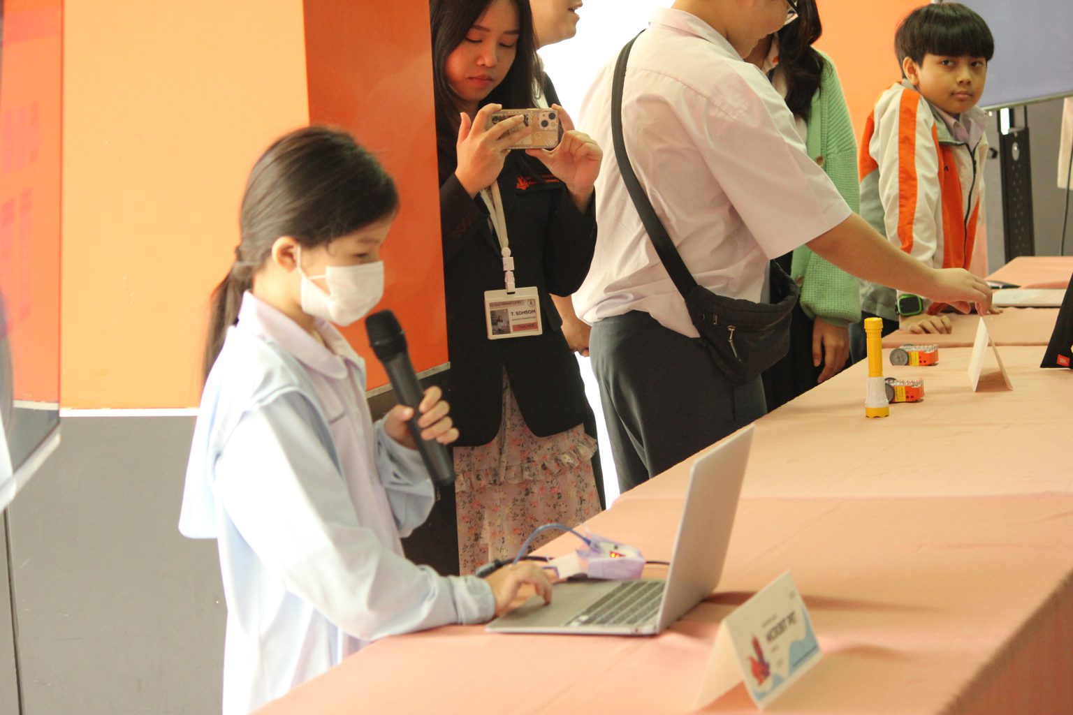 พิธีเปิดกิจกรรม Hackathon & Pitching E-SAN PMUB - สำนักงานศึกษาธิการจังหวัดกาฬสินธุ์